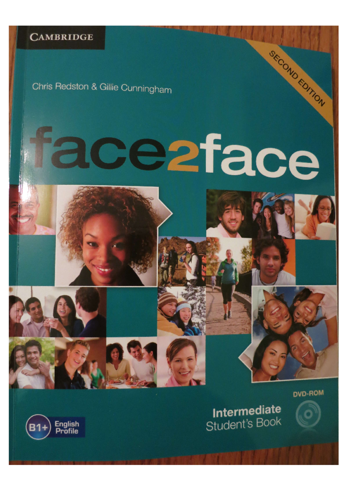 Intermediate - English course Textbook - CAMBRIDGE ECONO Chris Redston ...