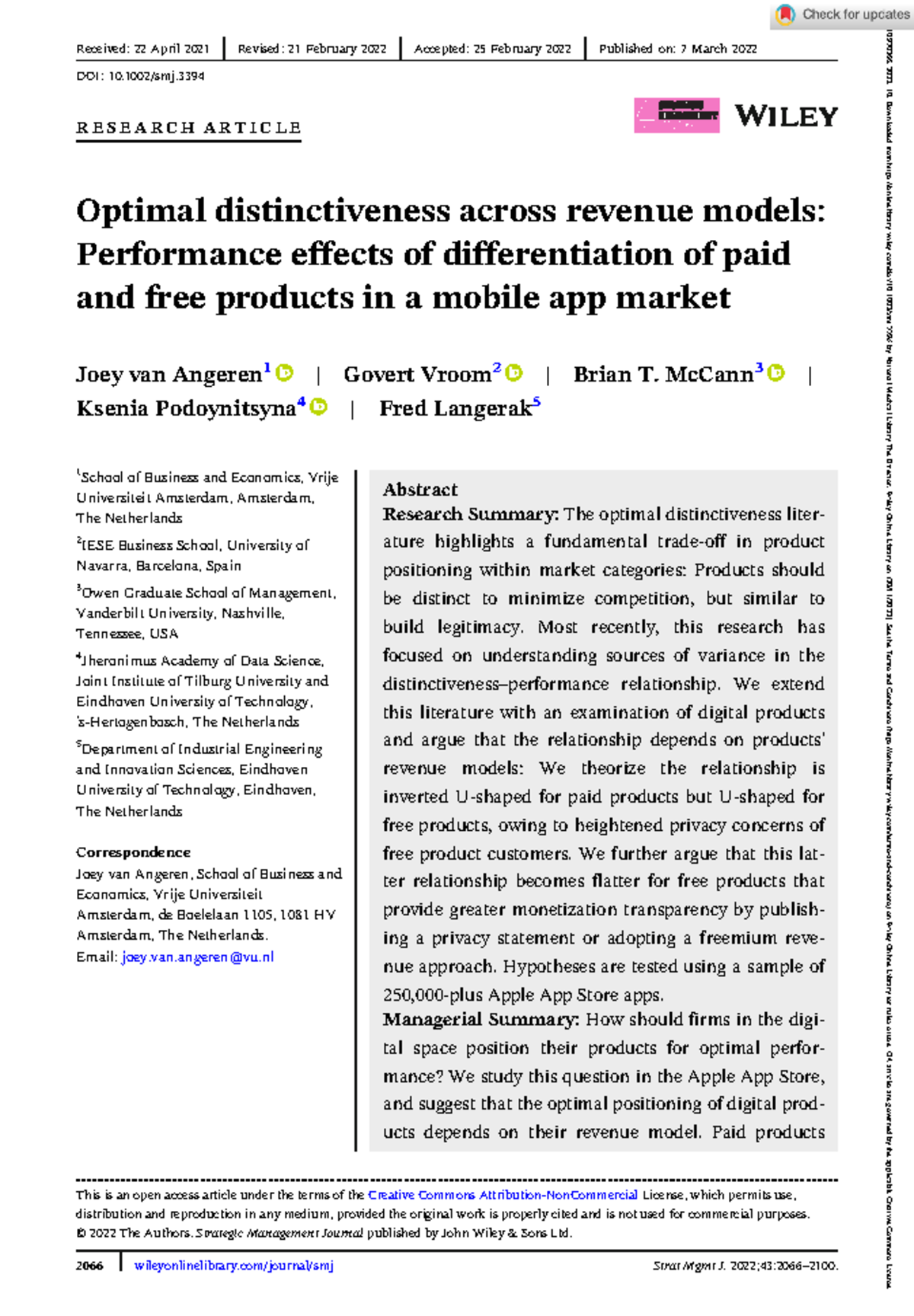 Strategic Management Journal - 2022 - Angeren - Optimal distinctiveness ...