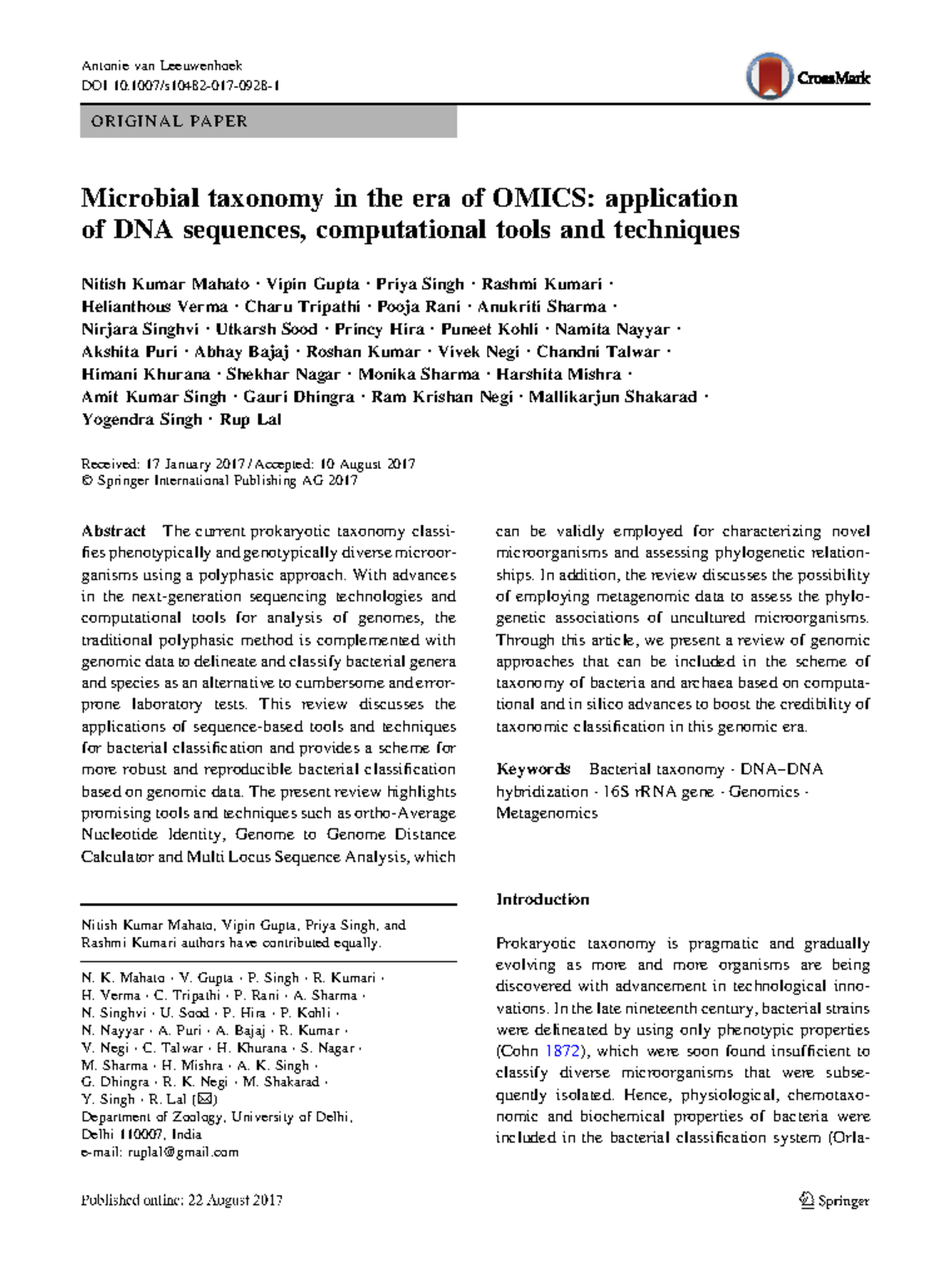Artículo microgen 2 - O R I G I N A L P A P E R Microbial taxonomy in the era of OMICS ...