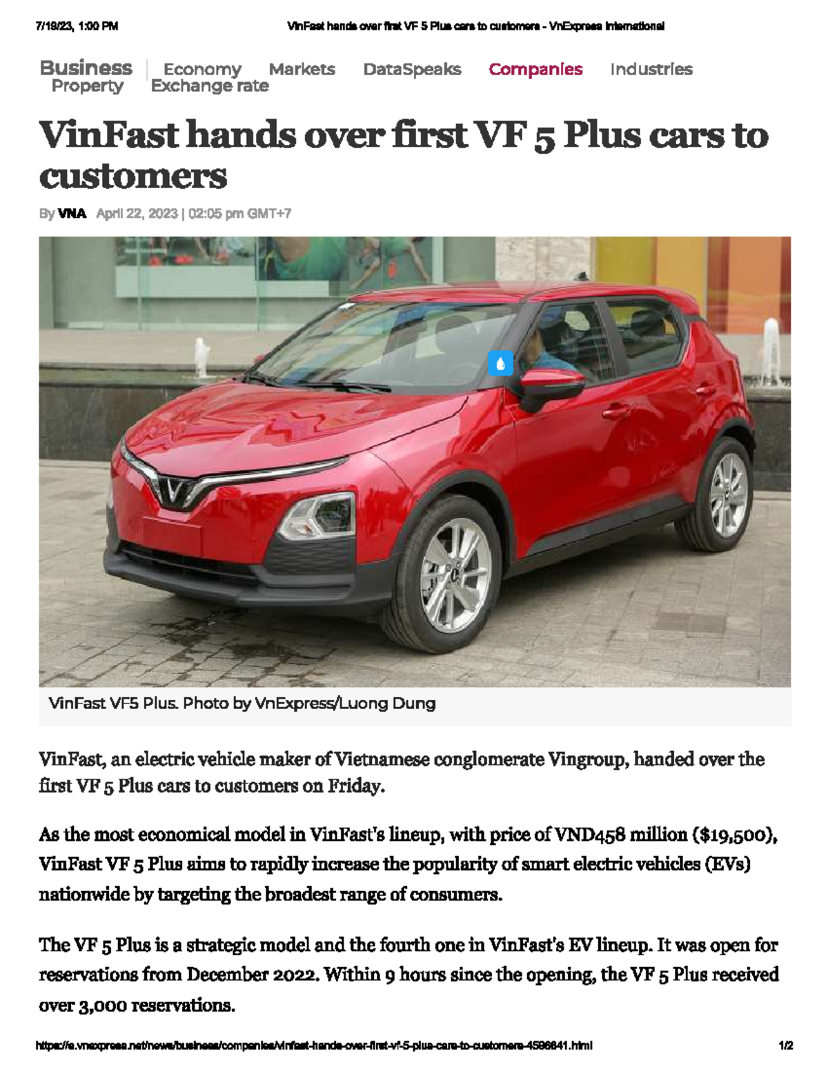 Vin Fast hands over first VF 5 Plus cars to customers - Photo Dung ...