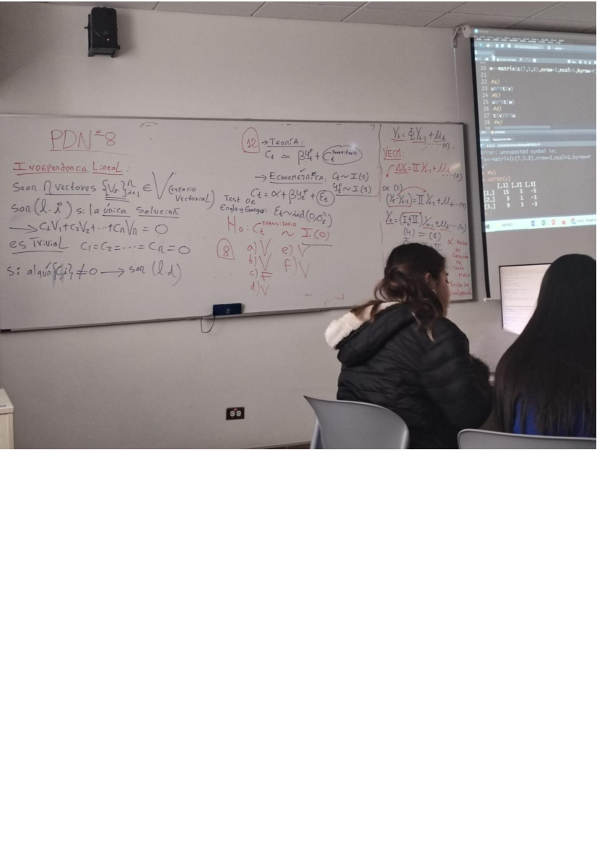 Pd8 - pd8 vec / cointegracion - 20 21 22 #a) 23 24 #b) 25 u% 26 #d) 27 t(v)% 28 #e) Y1= OFY +Mt ...