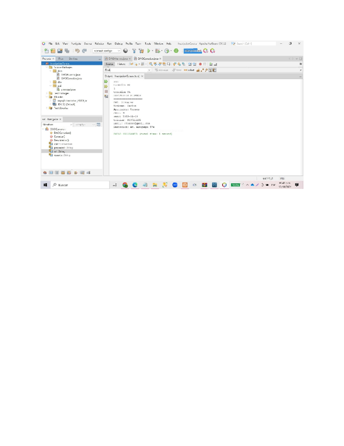 Arquitectura de software - o File Edit View Navigate Source Refactor Run Debug Profile Team ...